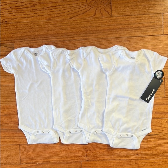 Gerber | One Pieces | Gerber Kids Baby Onesie Set Of 4 | Poshmark